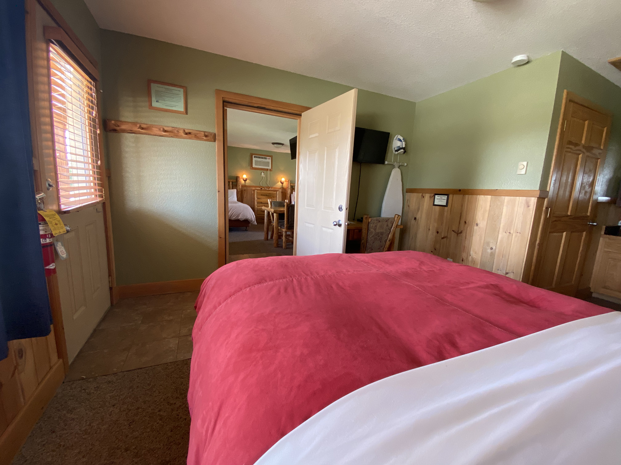 Riverstone Famliy Lodge – Your Home Away From Home